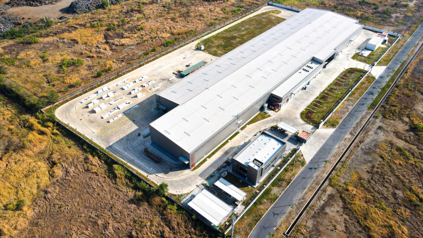 KINGSPAN FACTORY - HD steel building